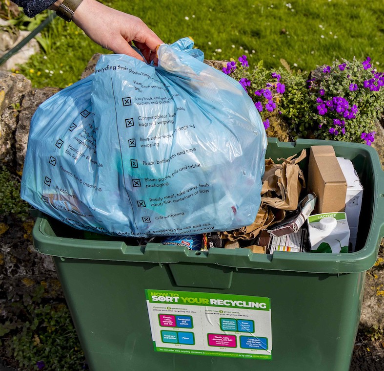 Homes join plastic bag recycling scheme - Emersons Green Voice